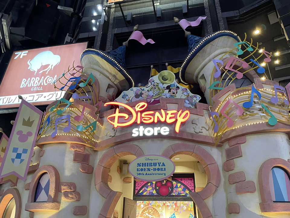 แจกพิกัดร้าน Disney Store Japan มีที่ไหนบ้าง ตามไปสอยกันได้เลย